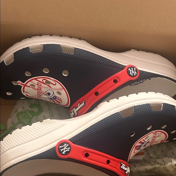 CROCS | Shoes | Crocs New York Yankee | Poshmark